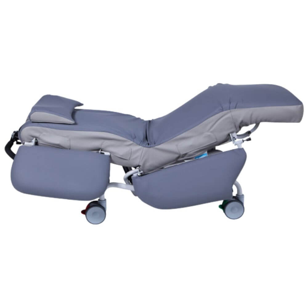 Bariatric Electric Day Chair | Air Pressure Seating — Mobility Shop Direct